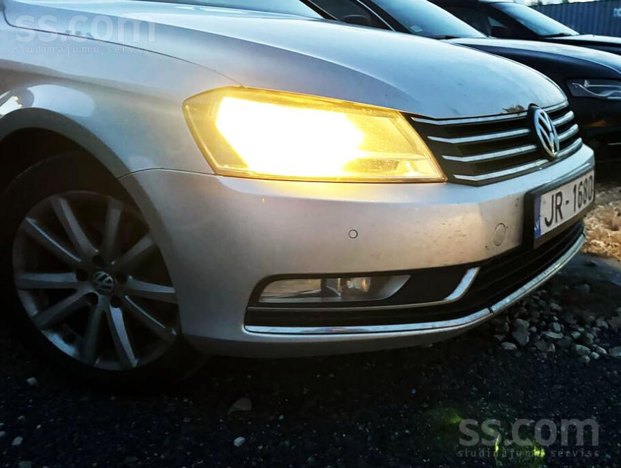 Pelēks Volkswagen Passat B8 2011 Rīga, ar dzinēja tilpumu 1.60 L un nobraukumu 0 tūkst. km par 4235 €, foto 11 vietnē AUTOMOTO.COM.LV