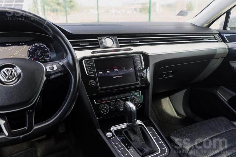 Grey Volkswagen Passat B8 2015 in Riga, with an engine capacity of 2.00 L and mileage of 0 thousand km for 10700 €, photo 20 on AUTOMOTO.COM.LV