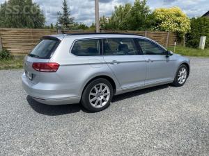 Grey Volkswagen Passat B8 2015 in Saldus, with an engine capacity of 2.00 L and mileage of 305 thousand km for 8599 €, photo 3 on AUTOMOTO.COM.LV