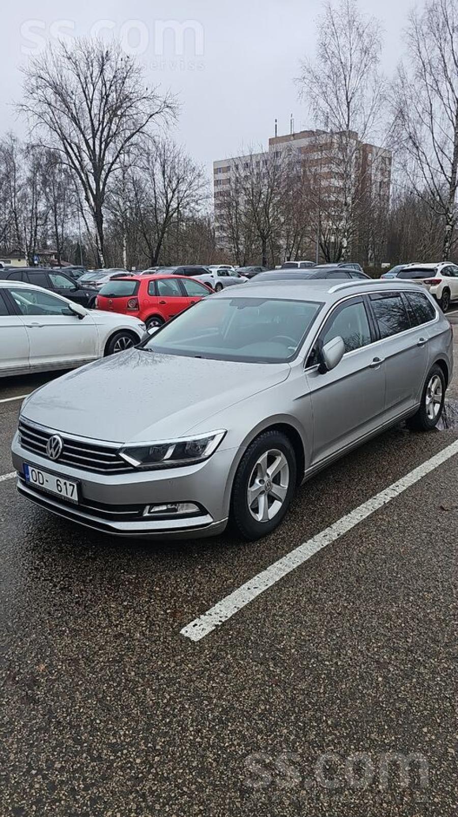 Grey Volkswagen Passat B8 2015 in Riga, with an engine capacity of 2.00 L and mileage of 292 thousand km for 6500 €, photo 1 on AUTOMOTO.COM.LV