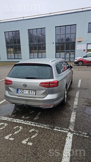 Grey Volkswagen Passat B8 2015 in Riga, with an engine capacity of 2.00 L and mileage of 292 thousand km for 6500 €, photo 4 on AUTOMOTO.COM.LV