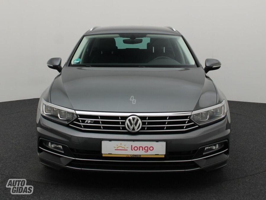 Pelēks Volkswagen Passat B8 2015 Viļņa, ar dzinēja tilpumu 1.60 L un nobraukumu 214 tūkst. km par 10399 €, foto 3 vietnē AUTOMOTO.COM.LV