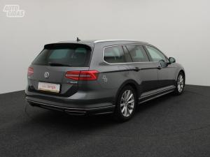 Pelēks Volkswagen Passat B8 2015 Viļņa, ar dzinēja tilpumu 1.60 L un nobraukumu 214 tūkst. km par 10399 €, foto 8 vietnē AUTOMOTO.COM.LV