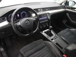 Pelēks Volkswagen Passat B8 2015 Viļņa, ar dzinēja tilpumu 1.60 L un nobraukumu 214 tūkst. km par 10399 €, foto 16 vietnē AUTOMOTO.COM.LV