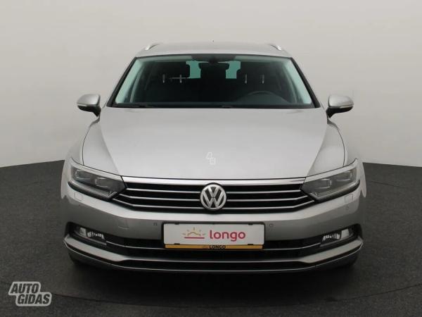 Pelēks Volkswagen Passat B8 2015 Viļņa, ar dzinēja tilpumu 2.00 L un nobraukumu 254 tūkst. km par 10499 €, foto 3 vietnē AUTOMOTO.COM.LV