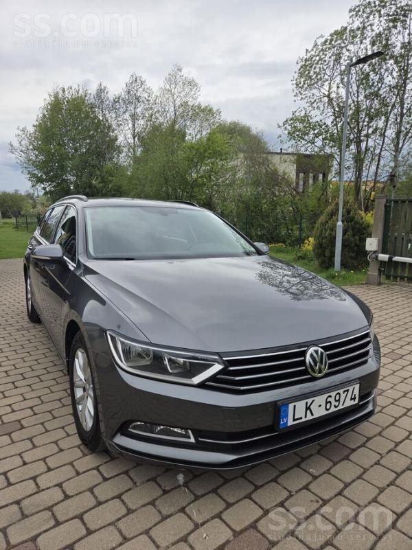 Grey Volkswagen Passat B8 2015 in Riga, with an engine capacity of 1.60 L and mileage of 280 thousand km for 7800 €, photo 2 on AUTOMOTO.COM.LV