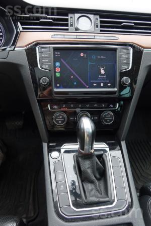 Grey Volkswagen Passat B8 2015 in Riga, with an engine capacity of 2.00 L and mileage of 363 thousand km for 9800 €, photo 10 on AUTOMOTO.COM.LV