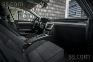 Grey Volkswagen Passat B8 2015 in Riga, with an engine capacity of 2.00 L and mileage of 286 thousand km for 7450 €, photo 11 on AUTOMOTO.COM.LV