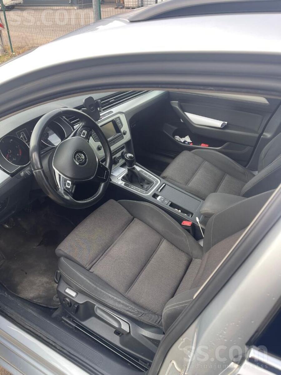 Pelēks Volkswagen Passat B8 2015 Rīga, ar dzinēja tilpumu 2.00 L un nobraukumu 353 tūkst. km par 5000 €, foto 5 vietnē AUTOMOTO.COM.LV
