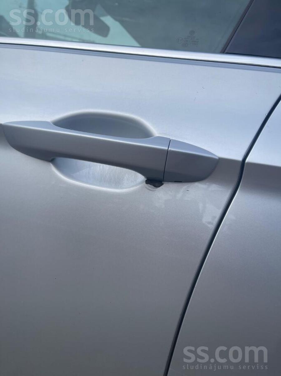 Pelēks Volkswagen Passat B8 2015 Rīga, ar dzinēja tilpumu 2.00 L un nobraukumu 353 tūkst. km par 5000 €, foto 7 vietnē AUTOMOTO.COM.LV