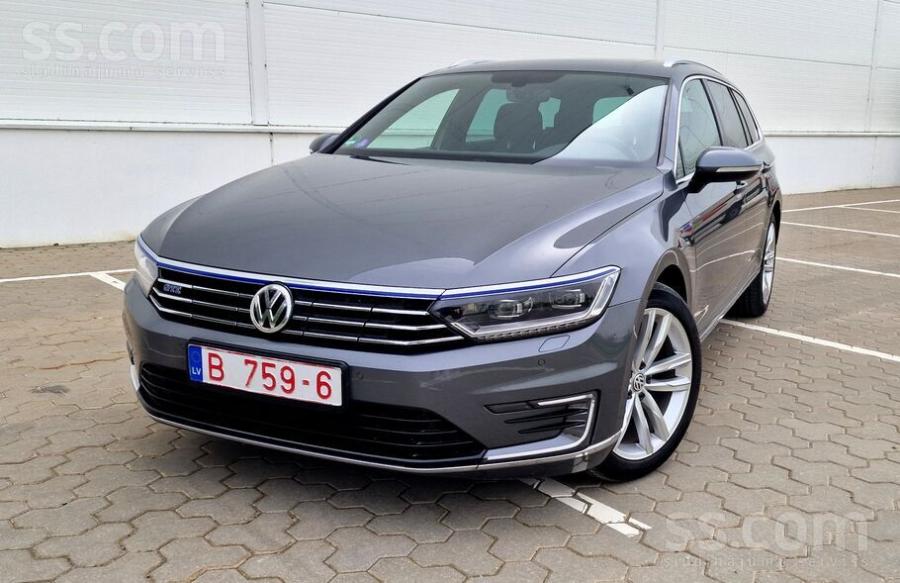 Pelēks Volkswagen Passat B8 2015 Rīga, ar dzinēja tilpumu 1.40 L un nobraukumu 249 tūkst. km par 11990 €, foto 1 vietnē AUTOMOTO.COM.LV