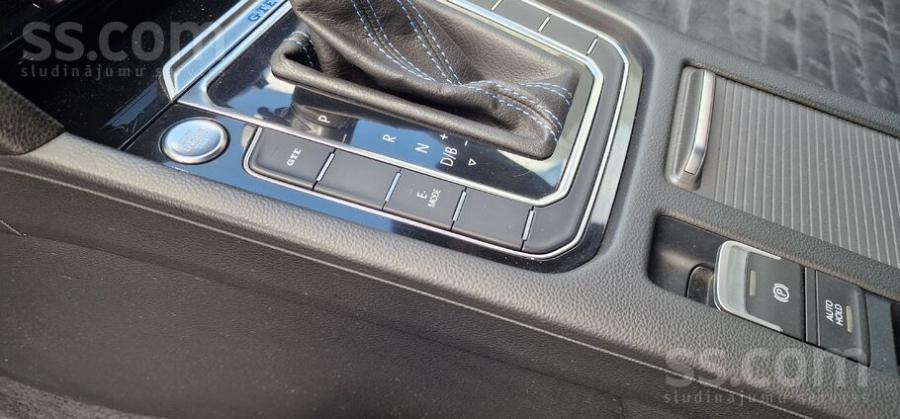 Pelēks Volkswagen Passat B8 2015 Rīga, ar dzinēja tilpumu 1.40 L un nobraukumu 249 tūkst. km par 11990 €, foto 26 vietnē AUTOMOTO.COM.LV