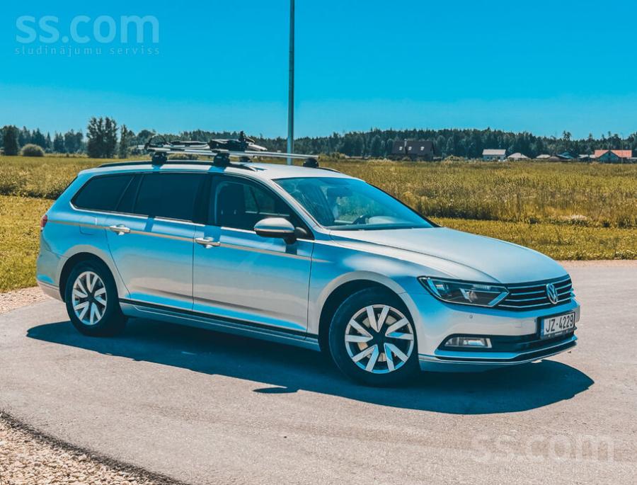 Grey Volkswagen Passat B8 2015 in Riga, with an engine capacity of 2.00 L and mileage of 259 thousand km for 8500 €, photo 1 on AUTOMOTO.COM.LV