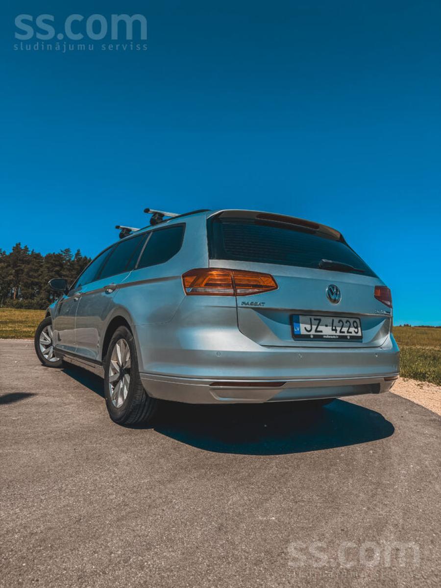 Grey Volkswagen Passat B8 2015 in Riga, with an engine capacity of 2.00 L and mileage of 259 thousand km for 8500 €, photo 8 on AUTOMOTO.COM.LV
