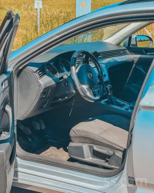 Grey Volkswagen Passat B8 2015 in Riga, with an engine capacity of 2.00 L and mileage of 259 thousand km for 8500 €, photo 14 on AUTOMOTO.COM.LV