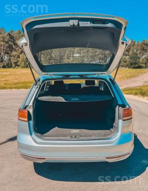 Grey Volkswagen Passat B8 2015 in Riga, with an engine capacity of 2.00 L and mileage of 259 thousand km for 8500 €, photo 19 on AUTOMOTO.COM.LV