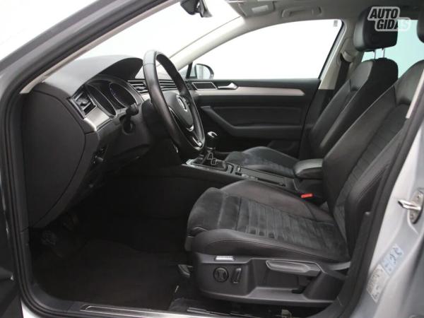 Pelēks Volkswagen Passat B8 2015 Viļņa, ar dzinēja tilpumu 1.40 L un nobraukumu 201 tūkst. km par 9999 €, foto 4 vietnē AUTOMOTO.COM.LV