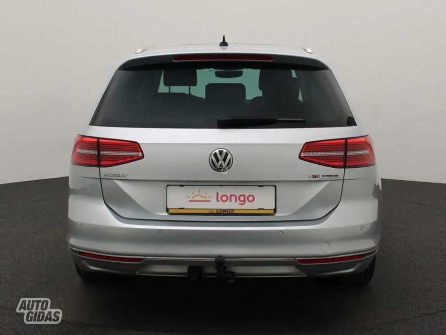 Pelēks Volkswagen Passat B8 2015 Viļņa, ar dzinēja tilpumu 1.40 L un nobraukumu 201 tūkst. km par 9999 €, foto 6 vietnē AUTOMOTO.COM.LV