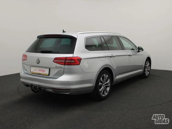 Grey Volkswagen Passat B8 2015 in Vilnius, with an engine capacity of 1.40 L and mileage of 201 thousand km for 9999 €, photo 8 on AUTOMOTO.COM.LV