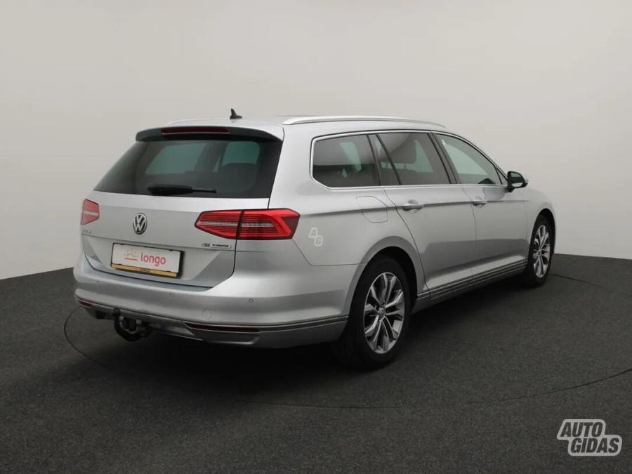 Pelēks Volkswagen Passat B8 2015 Viļņa, ar dzinēja tilpumu 1.40 L un nobraukumu 201 tūkst. km par 9999 €, foto 9 vietnē AUTOMOTO.COM.LV