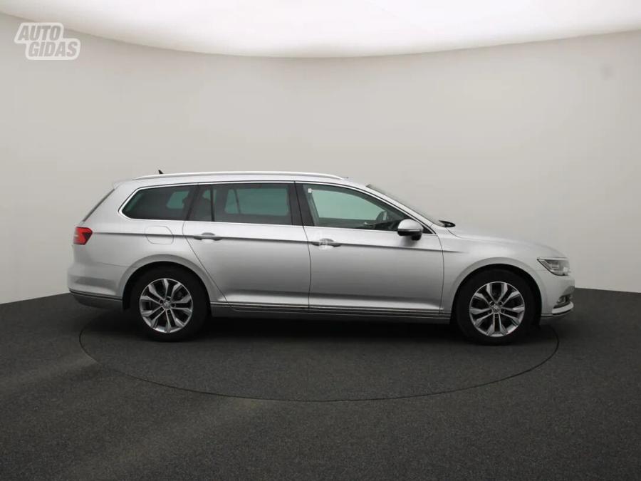 Pelēks Volkswagen Passat B8 2015 Viļņa, ar dzinēja tilpumu 1.40 L un nobraukumu 201 tūkst. km par 9999 €, foto 10 vietnē AUTOMOTO.COM.LV