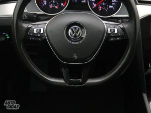 Pelēks Volkswagen Passat B8 2015 Viļņa, ar dzinēja tilpumu 1.40 L un nobraukumu 201 tūkst. km par 9999 €, foto 19 vietnē AUTOMOTO.COM.LV