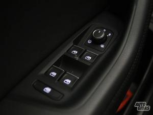 Pelēks Volkswagen Passat B8 2015 Viļņa, ar dzinēja tilpumu 1.40 L un nobraukumu 201 tūkst. km par 9999 €, foto 27 vietnē AUTOMOTO.COM.LV