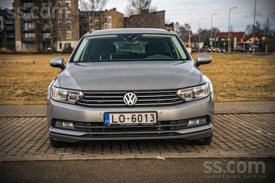 Pelēks Volkswagen Passat B8 2015 Rīga, ar dzinēja tilpumu 2.00 L un nobraukumu 296 tūkst. km par 7590 €, foto 3 vietnē AUTOMOTO.COM.LV