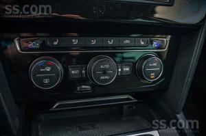 Pelēks Volkswagen Passat B8 2015 Rīga, ar dzinēja tilpumu 2.00 L un nobraukumu 296 tūkst. km par 7590 €, foto 13 vietnē AUTOMOTO.COM.LV