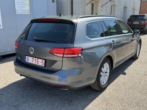 Grey Volkswagen Passat B8 2015 in Riga, with an engine capacity of 2.00 L and mileage of 307 thousand km for 7990 €, photo 12 on AUTOMOTO.COM.LV