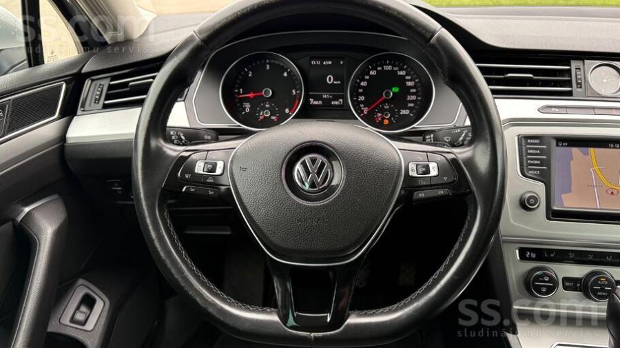 Pelēks Volkswagen Passat B8 2015 Liepāja, ar dzinēja tilpumu 2.00 L un nobraukumu 259 tūkst. km par 8850 €, foto 14 vietnē AUTOMOTO.COM.LV