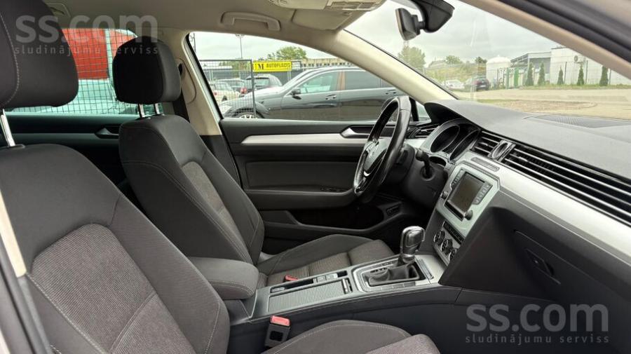 Pelēks Volkswagen Passat B8 2015 Liepāja, ar dzinēja tilpumu 2.00 L un nobraukumu 259 tūkst. km par 8850 €, foto 19 vietnē AUTOMOTO.COM.LV
