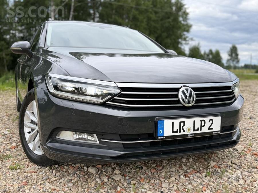Grey Volkswagen Passat B8 2015 in Cesis, with an engine capacity of 2.00 L and mileage of 0 thousand km for 7950 €, photo 1 on AUTOMOTO.COM.LV