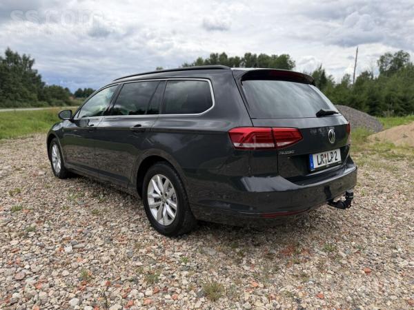 Pelēks Volkswagen Passat B8 2015 Cēsis, ar dzinēja tilpumu 2.00 L un nobraukumu 0 tūkst. km par 7950 €, foto 2 vietnē AUTOMOTO.COM.LV