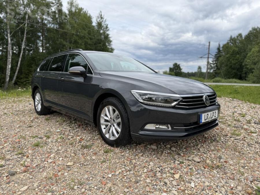 Grey Volkswagen Passat B8 2015 in Cesis, with an engine capacity of 2.00 L and mileage of 0 thousand km for 7950 €, photo 6 on AUTOMOTO.COM.LV