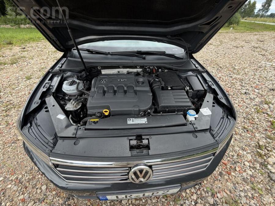 Grey Volkswagen Passat B8 2015 in Cesis, with an engine capacity of 2.00 L and mileage of 0 thousand km for 7950 €, photo 28 on AUTOMOTO.COM.LV