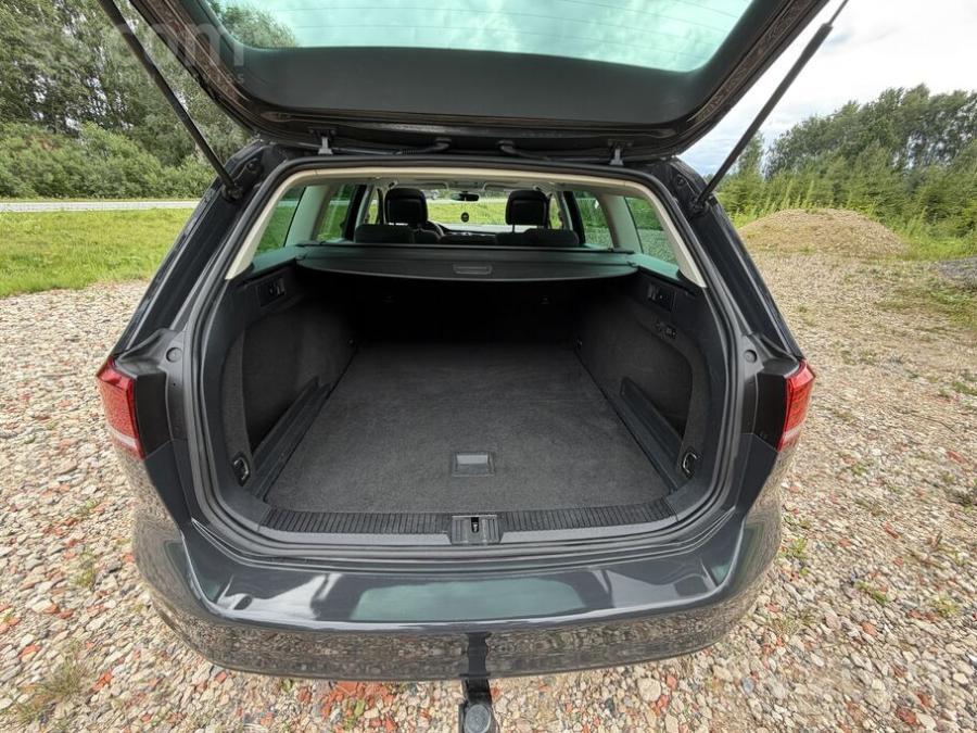 Grey Volkswagen Passat B8 2015 in Cesis, with an engine capacity of 2.00 L and mileage of 0 thousand km for 7950 €, photo 30 on AUTOMOTO.COM.LV