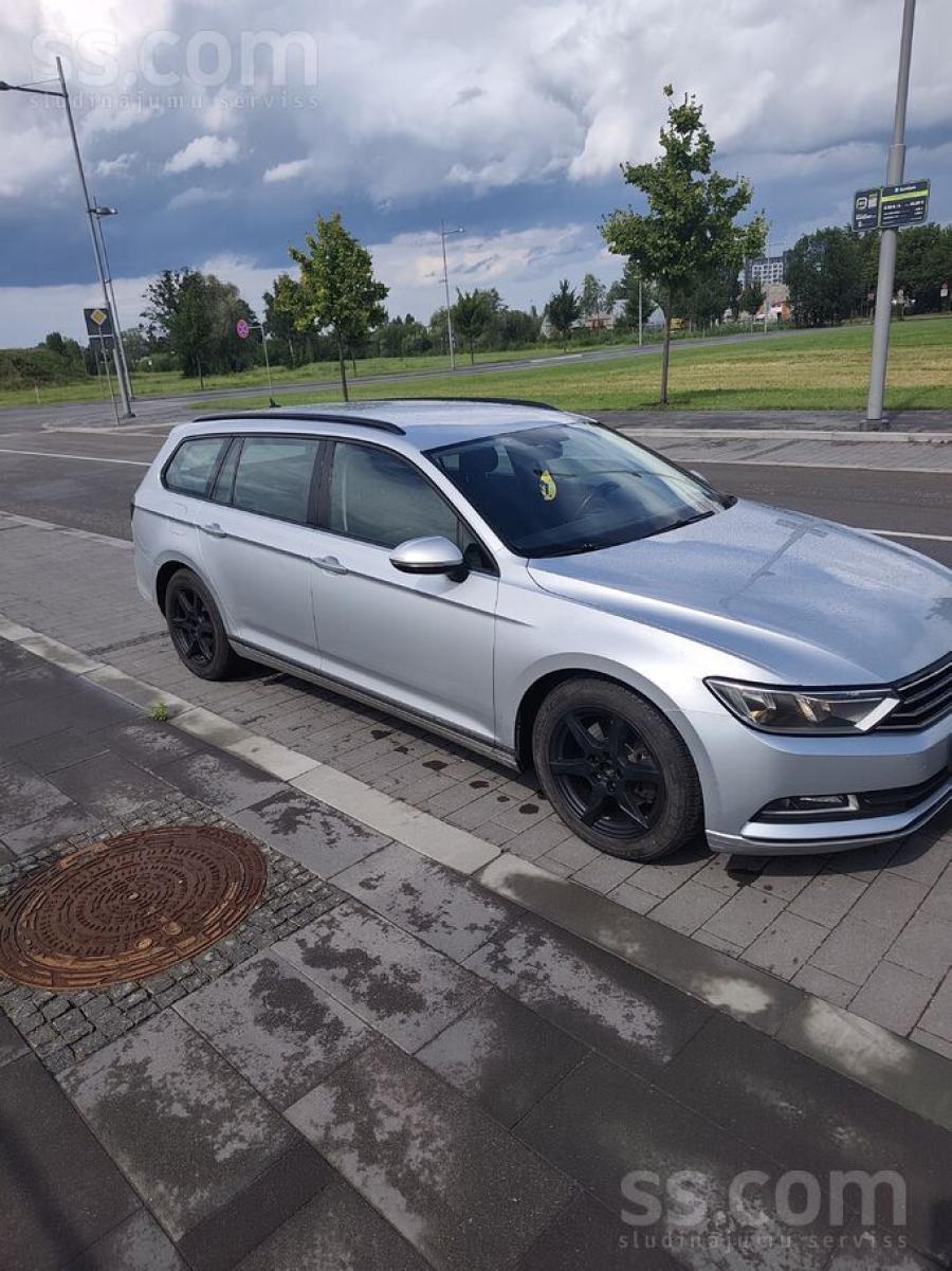 Grey Volkswagen Passat B8 2015 in Riga, with an engine capacity of 1.60 L and mileage of 420 thousand km for 6400 €, photo 1 on AUTOMOTO.COM.LV