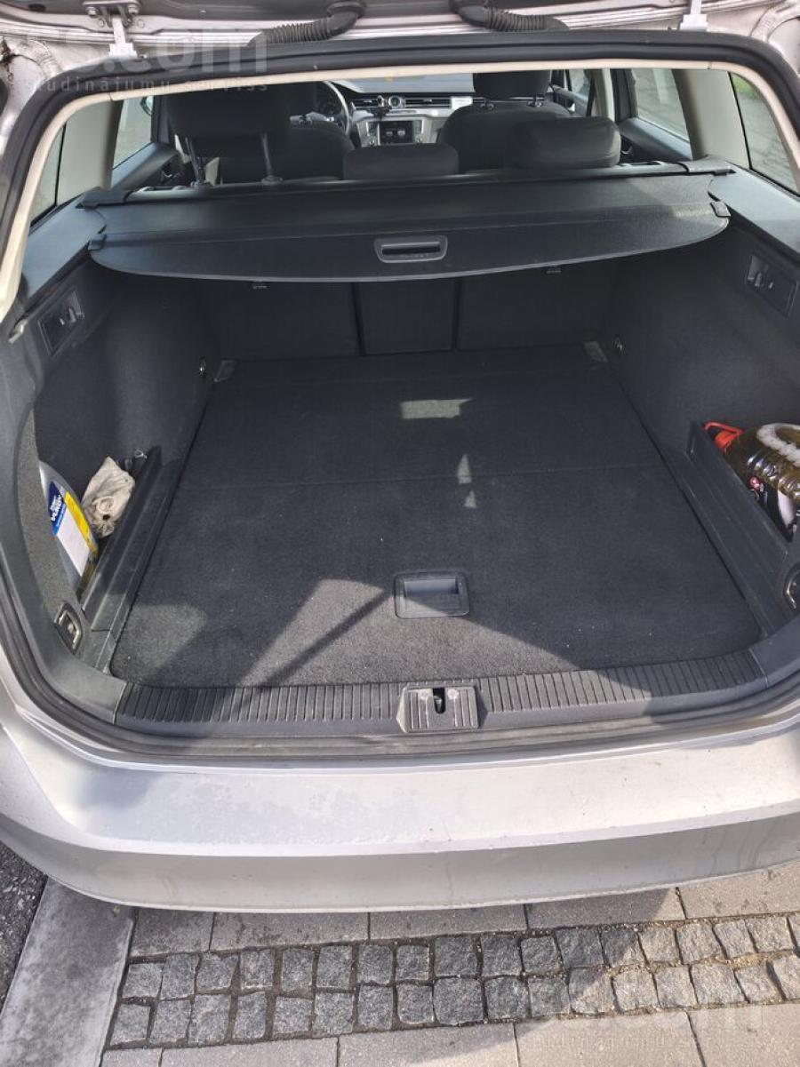 Grey Volkswagen Passat B8 2015 in Riga, with an engine capacity of 1.60 L and mileage of 420 thousand km for 6400 €, photo 6 on AUTOMOTO.COM.LV