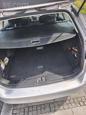 Grey Volkswagen Passat B8 2015 in Riga, with an engine capacity of 1.60 L and mileage of 420 thousand km for 6400 €, photo 7 on AUTOMOTO.COM.LV