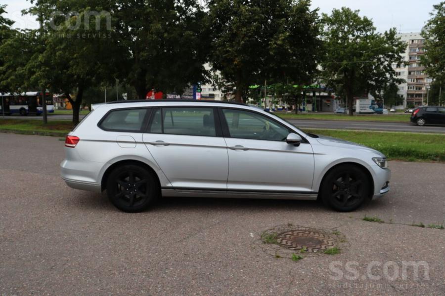 Grey Volkswagen Passat B8 2015 in Riga, with an engine capacity of 1.60 L and mileage of 0 thousand km for 5990 €, photo 5 on AUTOMOTO.COM.LV