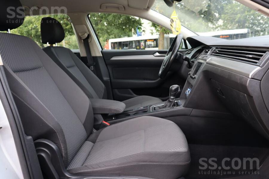 Grey Volkswagen Passat B8 2015 in Riga, with an engine capacity of 1.60 L and mileage of 0 thousand km for 5990 €, photo 10 on AUTOMOTO.COM.LV