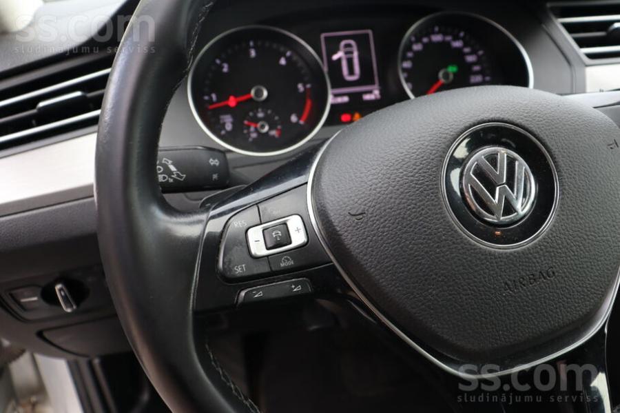 Grey Volkswagen Passat B8 2015 in Riga, with an engine capacity of 1.60 L and mileage of 0 thousand km for 5990 €, photo 12 on AUTOMOTO.COM.LV