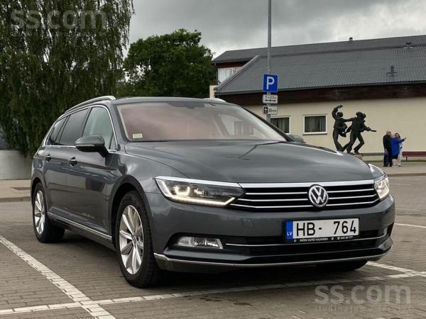 Grey Volkswagen Passat B8 2015 in Valmiera, with an engine capacity of 1.60 L and mileage of 299 thousand km for 9500 €, photo 2 on AUTOMOTO.COM.LV