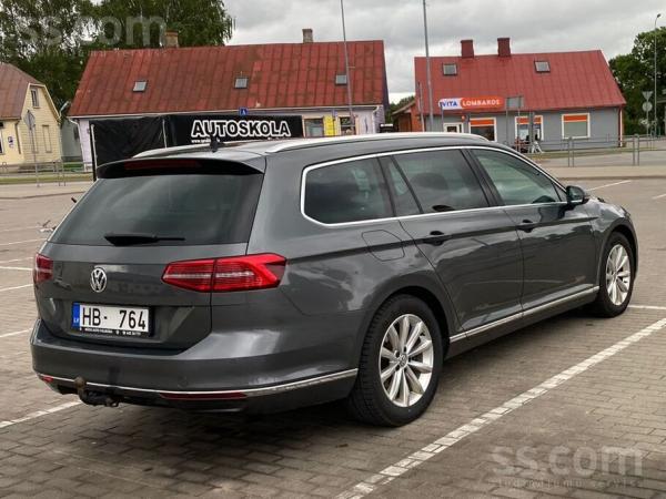 Grey Volkswagen Passat B8 2015 in Valmiera, with an engine capacity of 1.60 L and mileage of 299 thousand km for 9500 €, photo 4 on AUTOMOTO.COM.LV