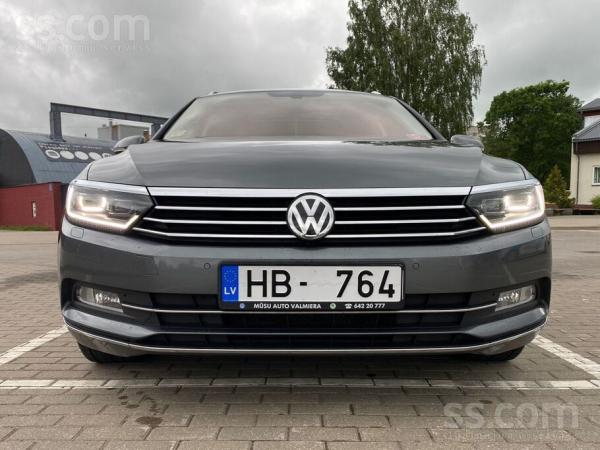 Grey Volkswagen Passat B8 2015 in Valmiera, with an engine capacity of 1.60 L and mileage of 299 thousand km for 9500 €, photo 5 on AUTOMOTO.COM.LV