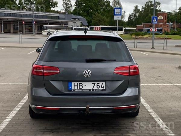 Grey Volkswagen Passat B8 2015 in Valmiera, with an engine capacity of 1.60 L and mileage of 299 thousand km for 9500 €, photo 6 on AUTOMOTO.COM.LV