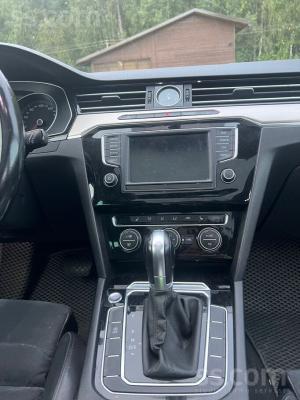 Pelēks Volkswagen Passat B8 2015 Valmiera, ar dzinēja tilpumu 1.60 L un nobraukumu 299 tūkst. km par 9500 €, foto 10 vietnē AUTOMOTO.COM.LV