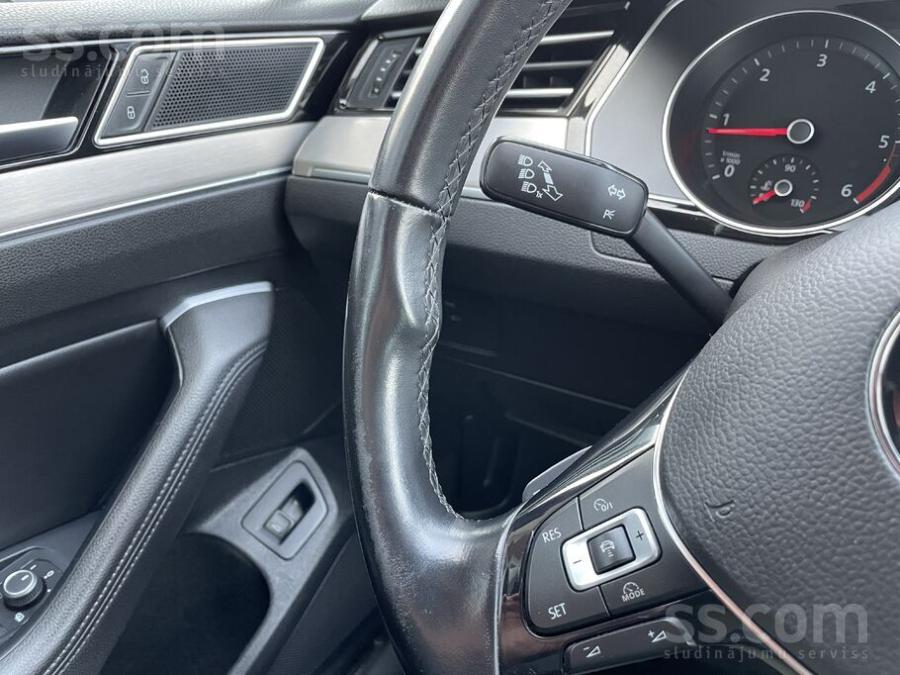 Pelēks Volkswagen Passat B8 2015 Talsi, ar dzinēja tilpumu 2.00 L un nobraukumu 309 tūkst. km par 6990 €, foto 15 vietnē AUTOMOTO.COM.LV
