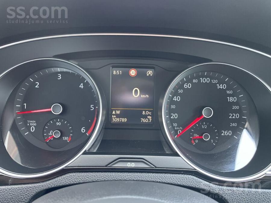 Pelēks Volkswagen Passat B8 2015 Talsi, ar dzinēja tilpumu 2.00 L un nobraukumu 309 tūkst. km par 6990 €, foto 16 vietnē AUTOMOTO.COM.LV